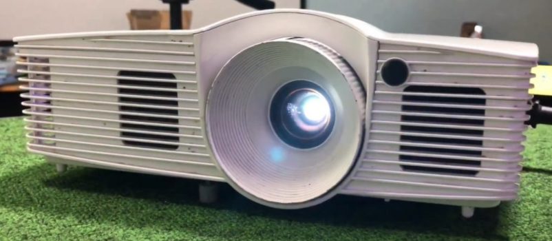 Best Projector Under 1000 - Top 10 Picks in 2024